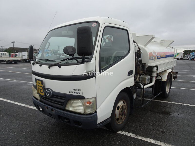 Toyota DYNA autocisterna