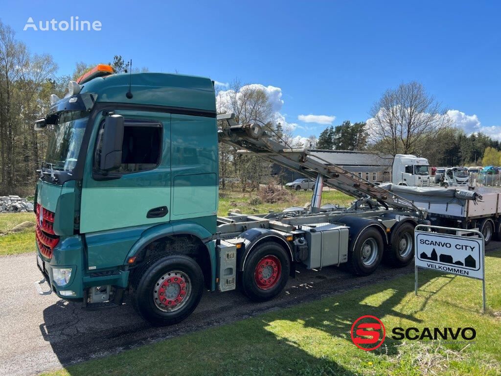 Mercedes-Benz Arocs 3251 K kamion sa kukom za podizanje tereta