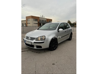 Volkswagen Golf 5 / NAV / MULTIMEDIA