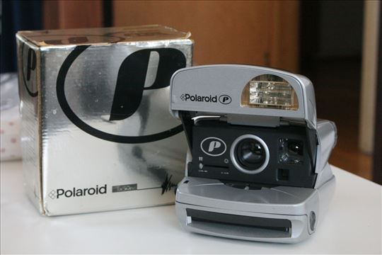 Polaroid P u kutiji (Na stanju)