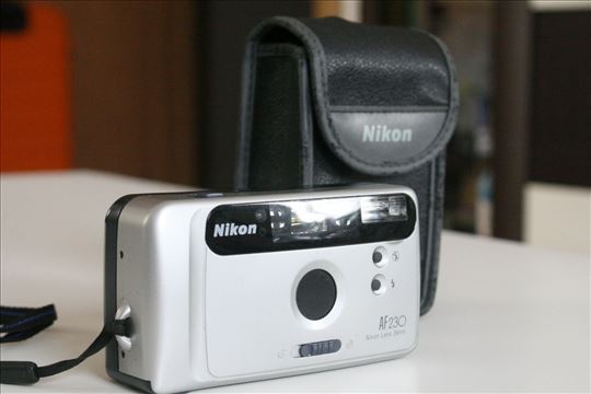 Nikon AF 230 (Na stanju)