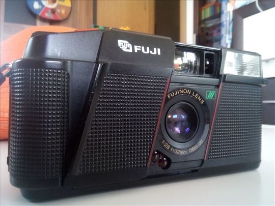 Fuji DL-200 (NA STANJU)