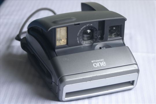 Polaroid ONE (NA STANJU)