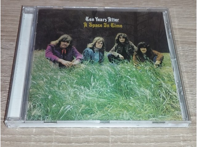 Ten Years After - A Space In Time