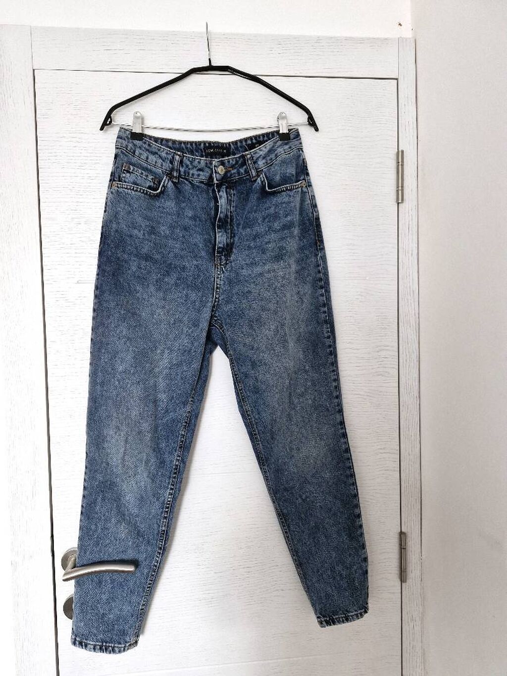 LCWaikiki MOM jeans farmerke vel 30, odgovaraju m/l velicini. Potpuno