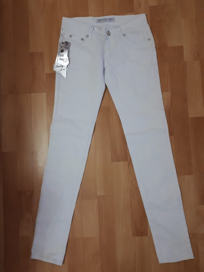 36 br.Nove farmerke bele sa etiketom Fashion jeans