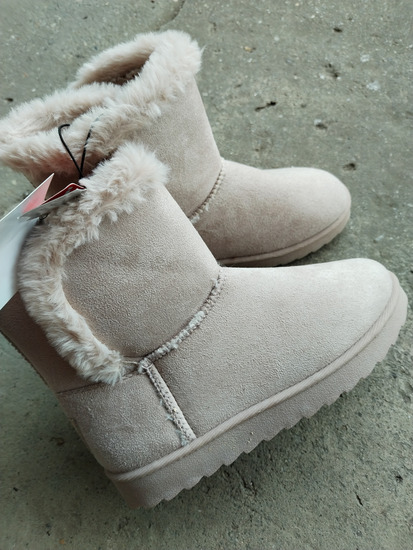 Ugg cizme