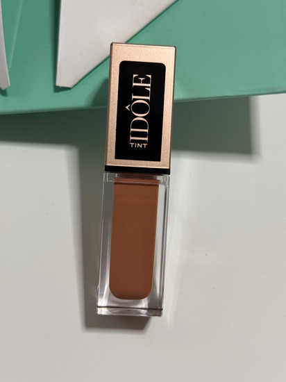 Idole Lancome tint liquid eyeshadow za oci