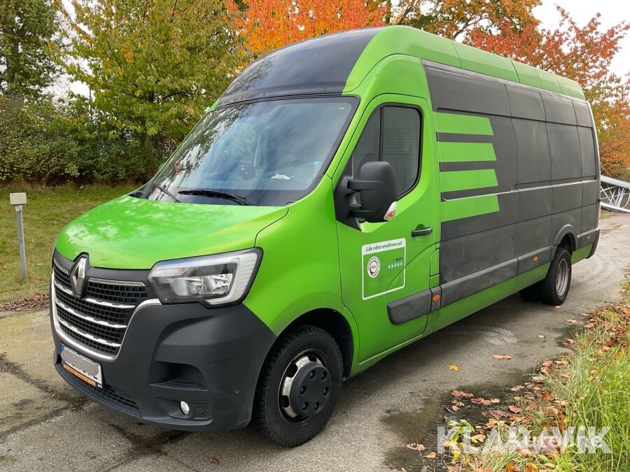 Prodaje se Renault Master minibus furgon na aukciji