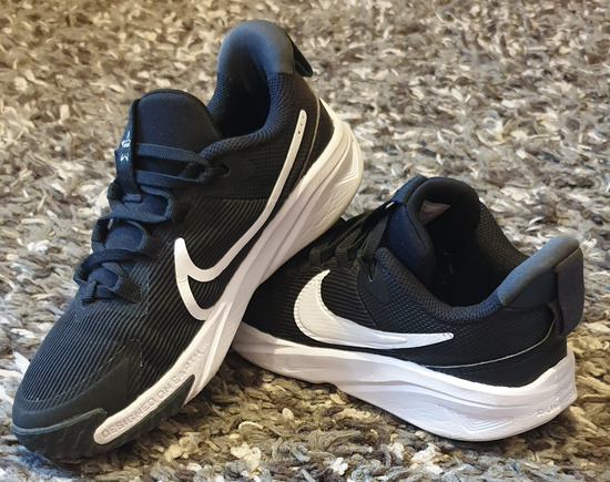 Nike star runner 4