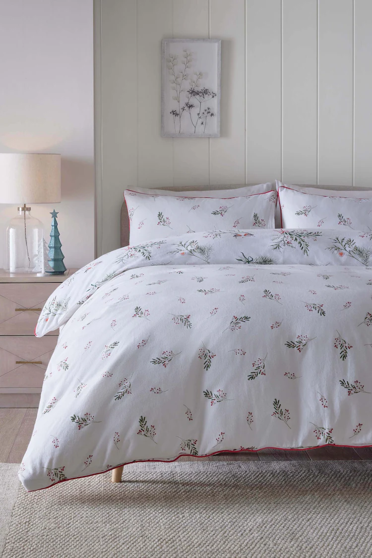 White/Winter Sprig Brushed 100% Cotton Winter Sprig and Robin Duvet Cover and Pillowcase Set