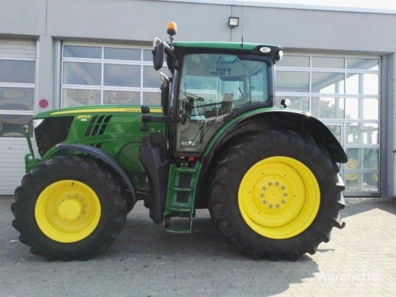 John Deere 6190 r auto powr traktor točkaš