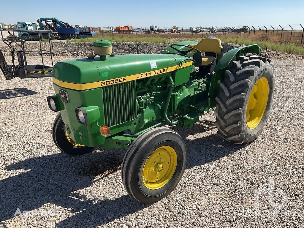 Prodaje se John Deere 2035EF traktor točkaš na aukciji