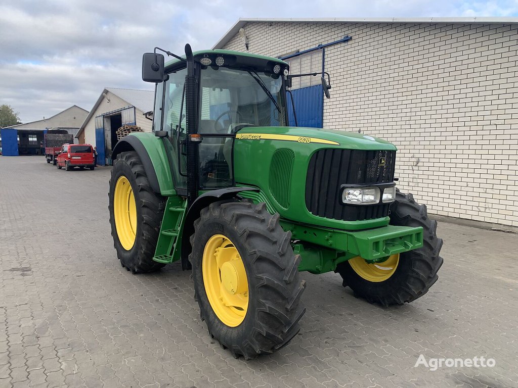 John Deere 6620 traktor točkaš