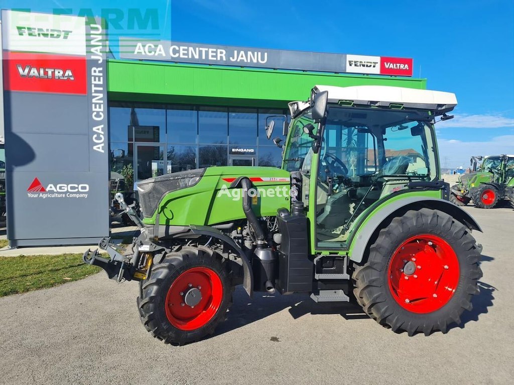 Fendt 211 vario f F traktor točkaš