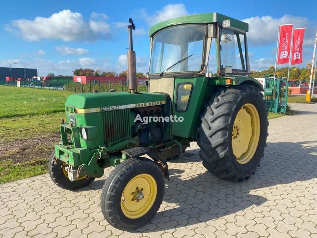 2030 S traktor točkaš