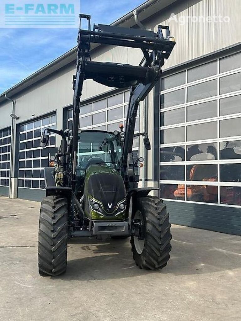 Valtra a105 mit frontlader traktor točkaš