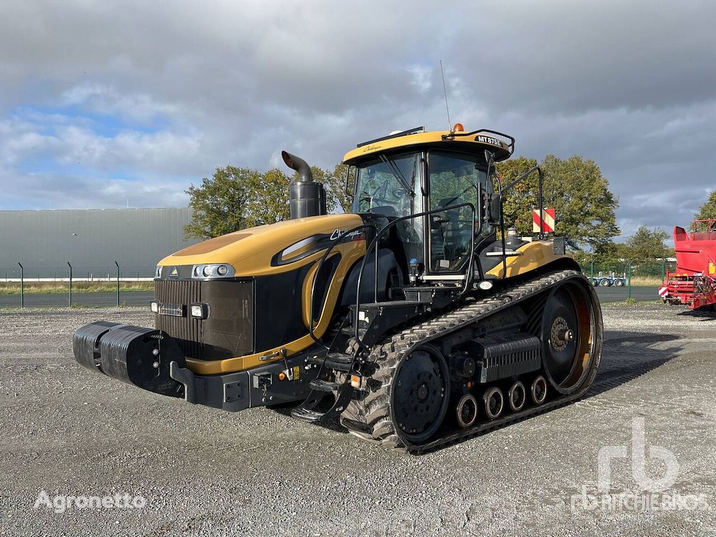 Prodaje se Challenger MT875E traktor guseničar na aukciji