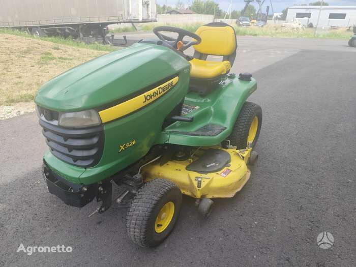 John Deere X324 traktor kosilica