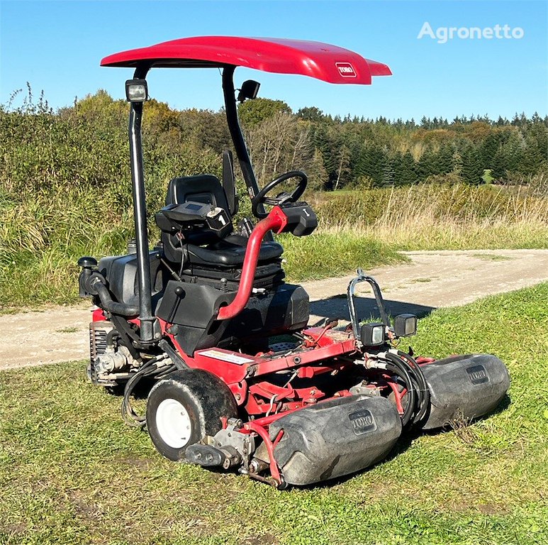 Prodaje se Toro 3250-D traktor kosilica na aukciji