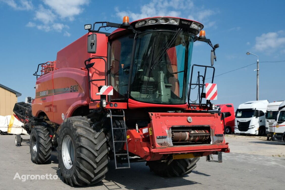 Case IH Axial-Flow 5130 kombajn za žito