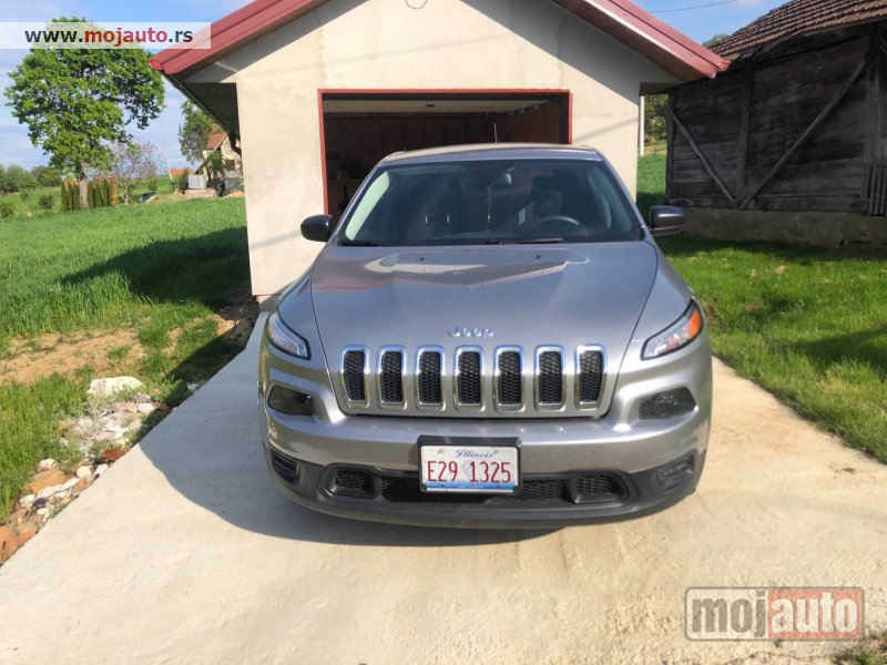 Jeep Cherokee 2.4 SPORT MADE IN USA