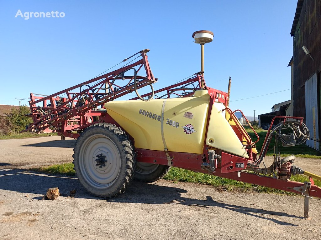 Hardi Navigator 3000 vučena prskalica