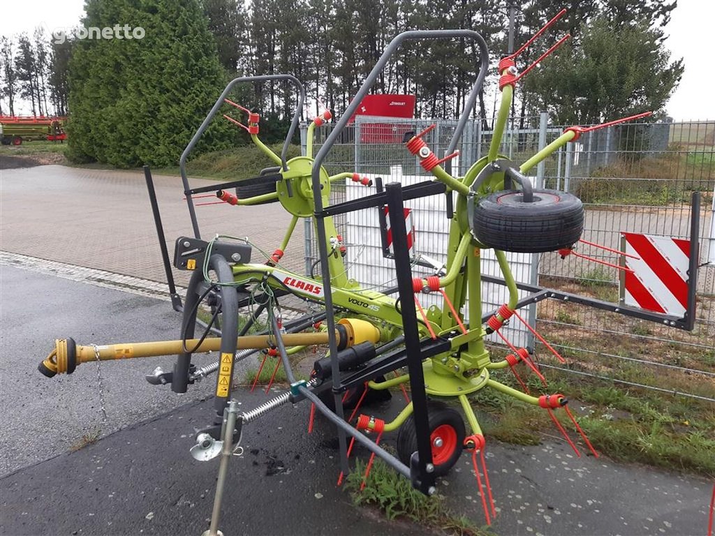 Novi Claas Volto 45 prevrtač sena