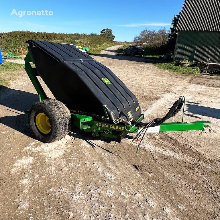 Prodaje se John Deere TC125 kosilicu za travu na aukciji