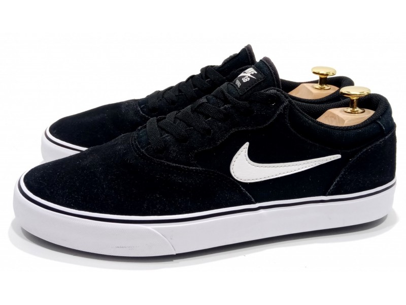 Nike SB Chron 2 DM3493-001 (EUR43-CM27,5)