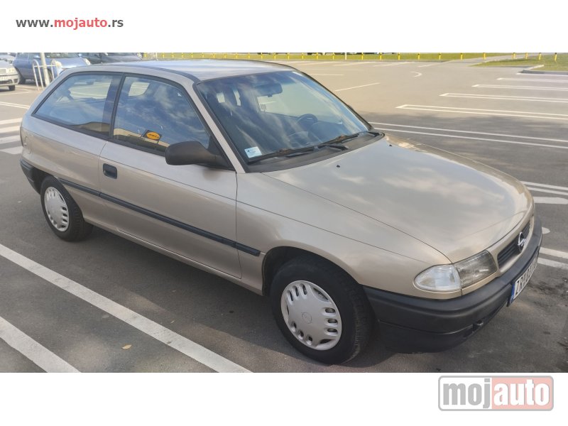 Opel Astra F 1.6 Ocuvana