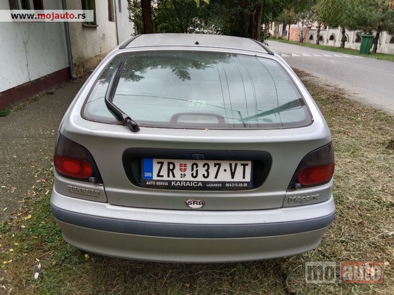 Renault Megane 1.6B