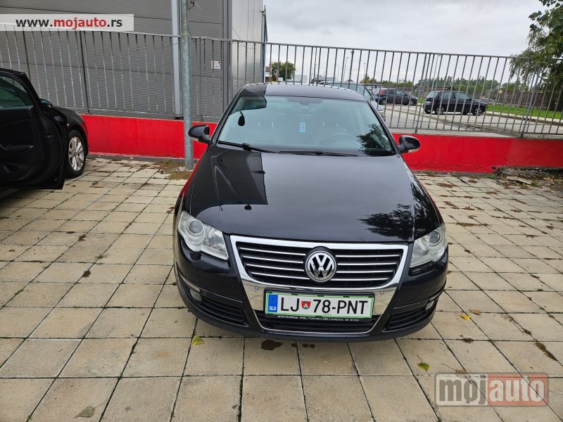 VW Passat stranac