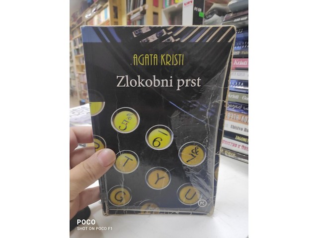 Zlokobni prst Agata Kristi