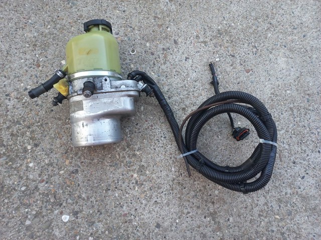 Opel astra H servo pumpa