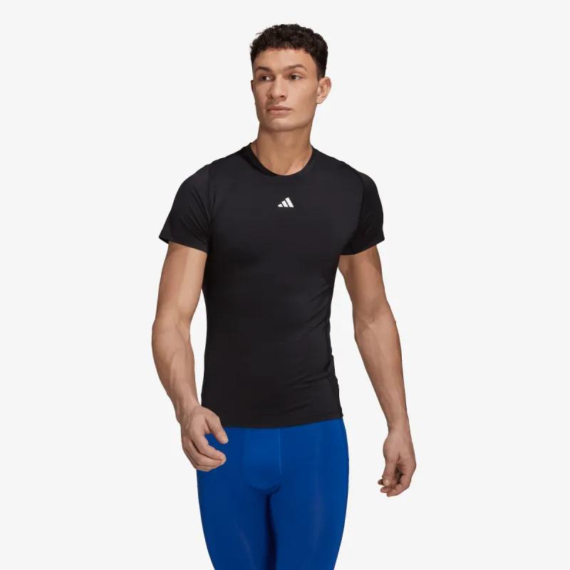 adidas Techfit