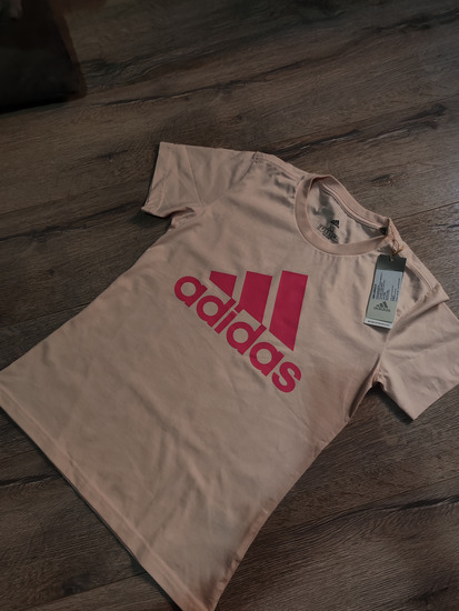 Nova adidas majica