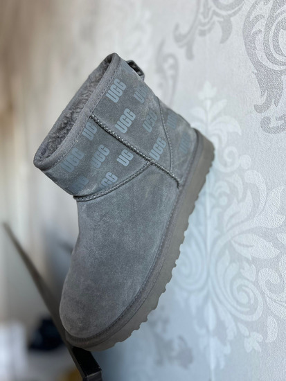 Čizme UGG 39 br. HITNO