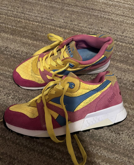 Diadora patke