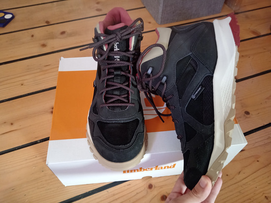 Timberland patike sa etiketom 41