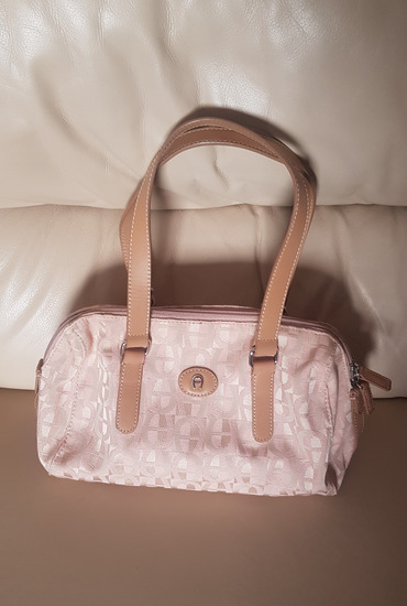 Aigner izvrsna torba, original