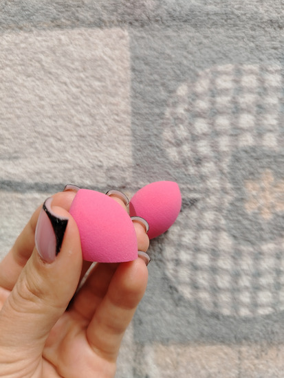 Mini beauty blender