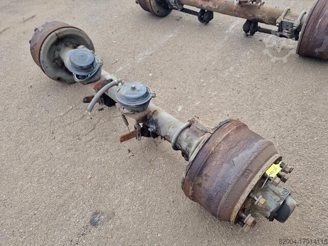 Osovina
SAF TRAILER AXLE DRUM SINGLE TIRE.