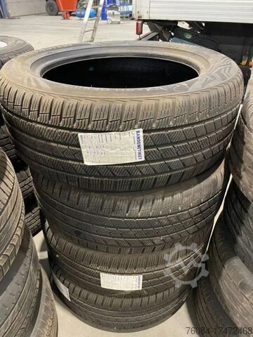 Set guma
Vredestein Vredestein banden maat 255/50 R19 107 W M+S