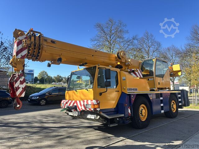 Mobilna dizalica
Liebherr LTM 1040-2.1 (2006 - 051 510)