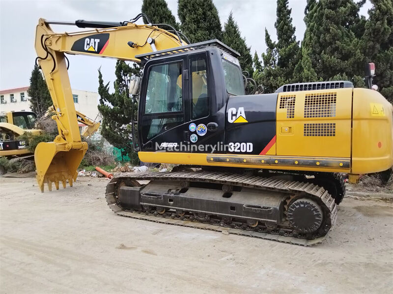 Caterpillar 320D bager guseničar