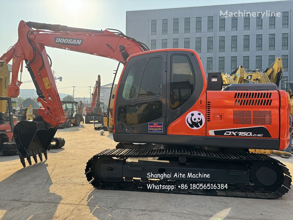 Doosan DX150 bager guseničar