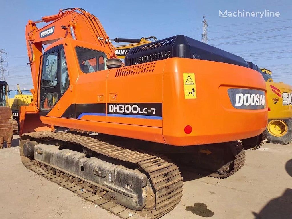 Doosan DH300 bager guseničar