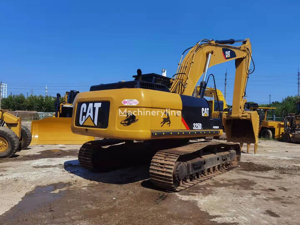 Caterpillar 325DL bager guseničar