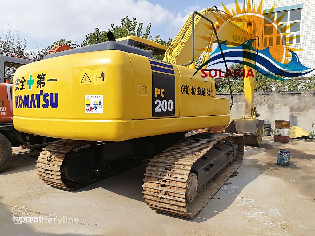 Komatsu PC200-7 bager guseničar